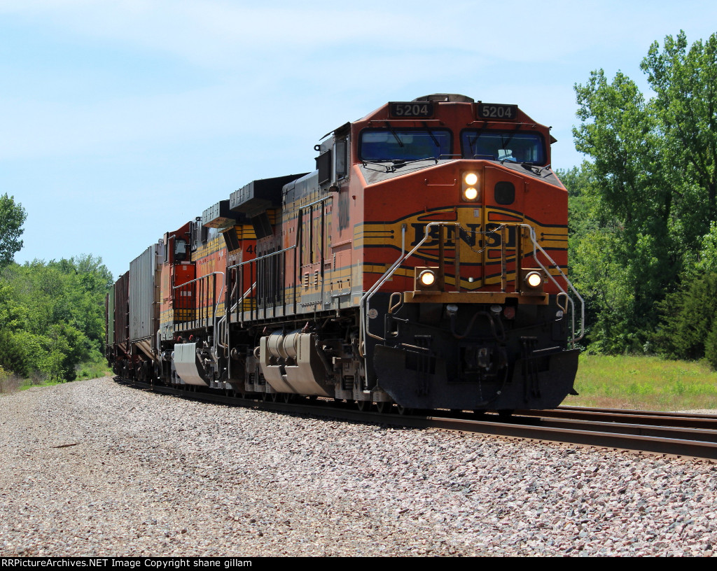 BNSF 5204